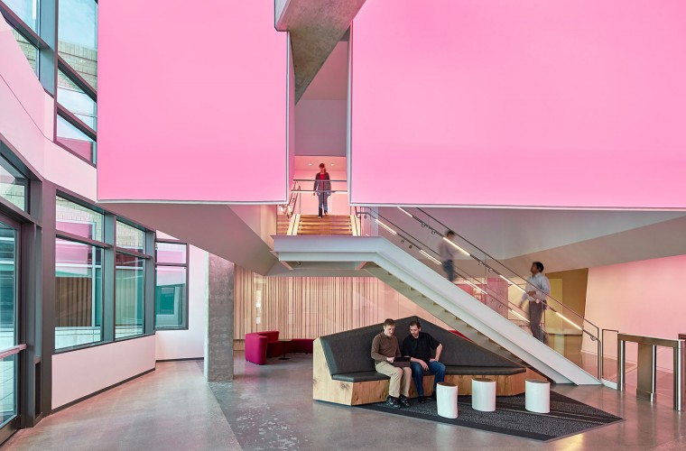 Microsoft revamps workspaces inside Buildings 16 and 17 to boost ...
