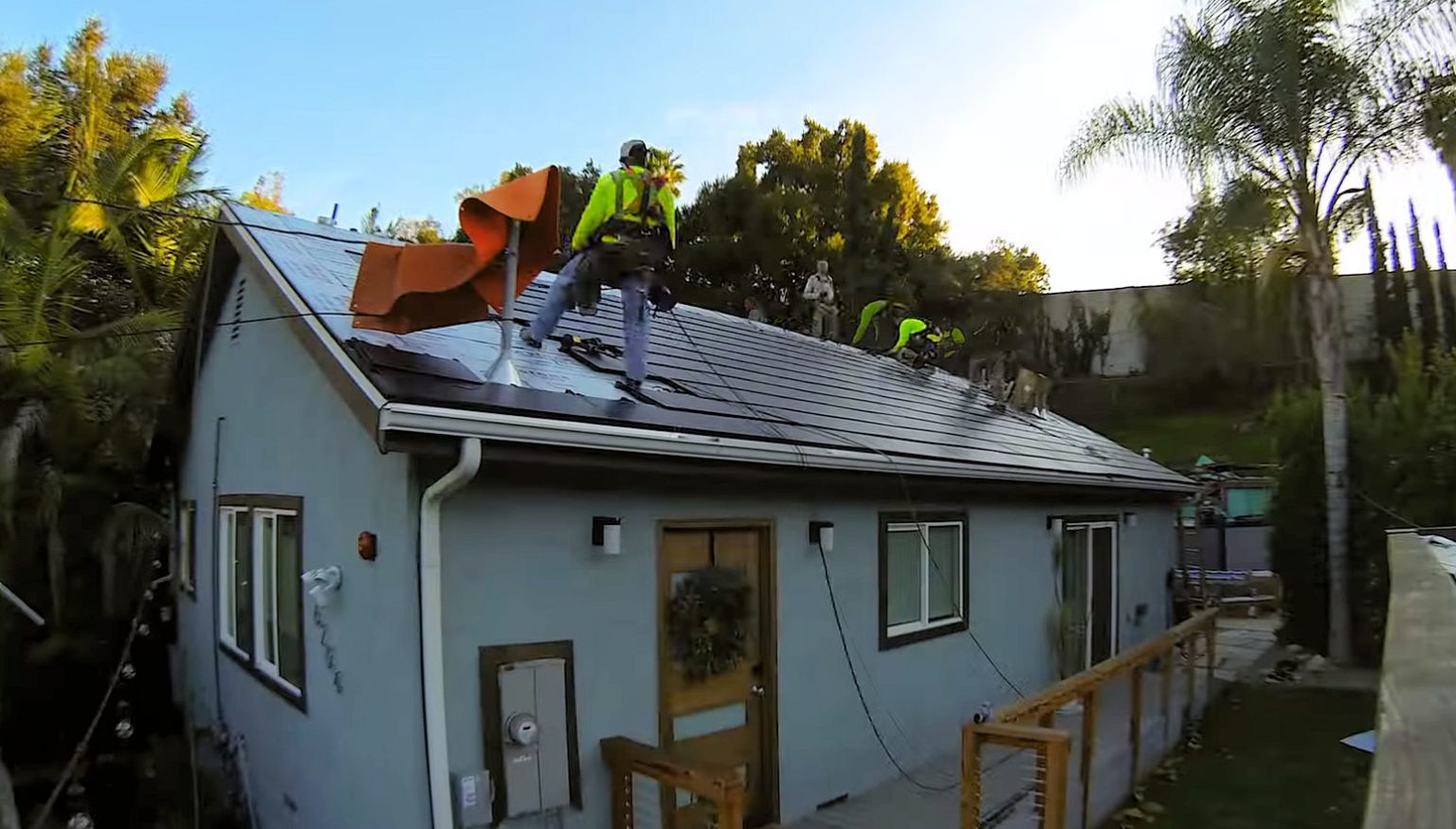 Tesla Solar Roof V3 gets its first review