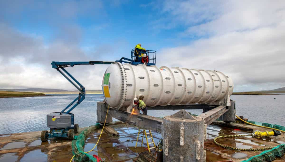 Microsoft release 3D video showing off Project Natick, their under ...