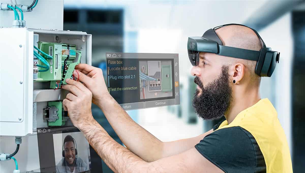 Microsoft brings HoloLens 2 to India