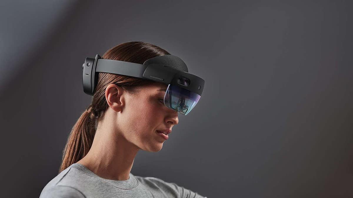 Microsoft and Volkswagen Collaboration: The Story Behind HoloLens 2’s ...