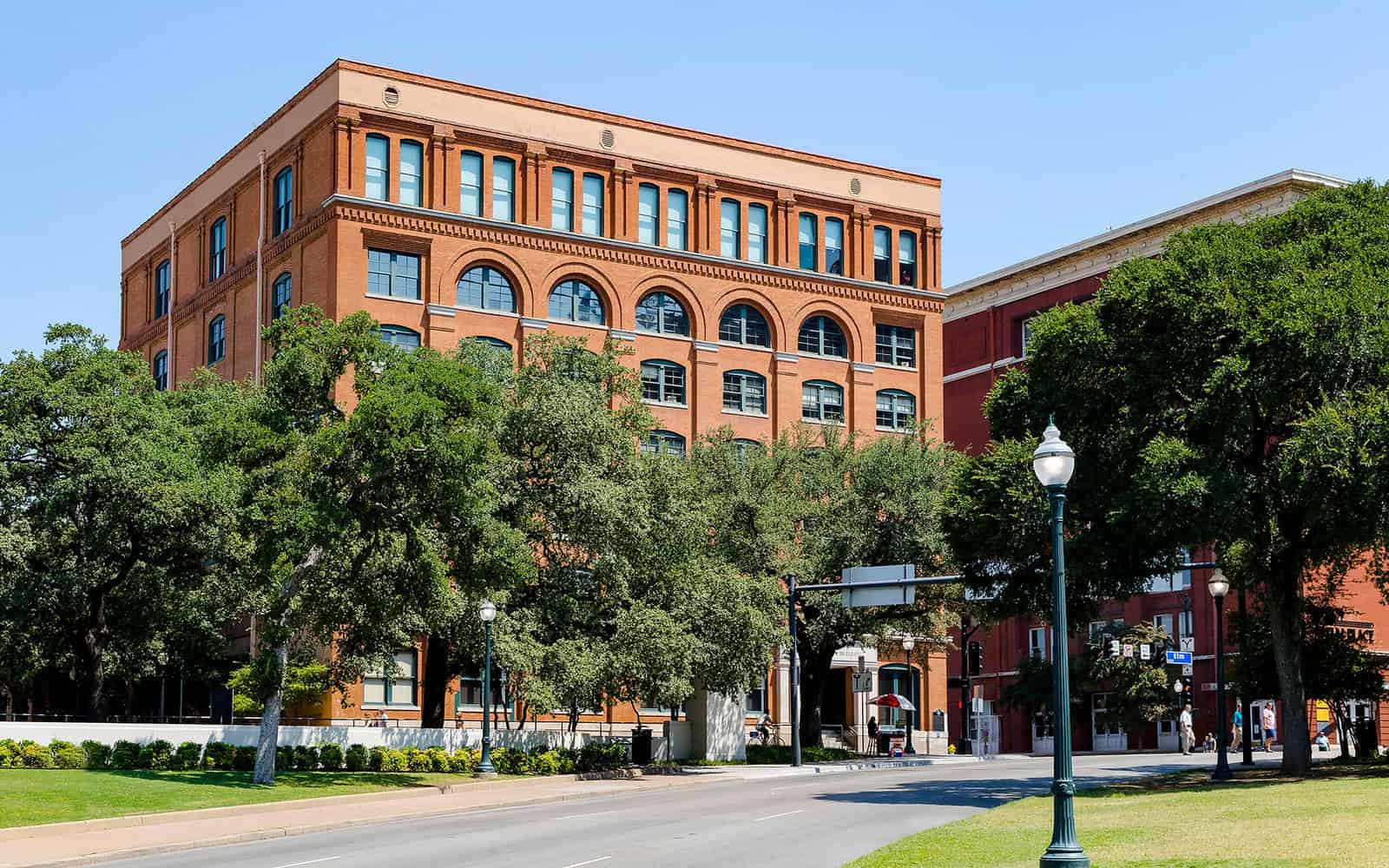 Luma AI Dream Machine Review: Quality Videos From Prompts?