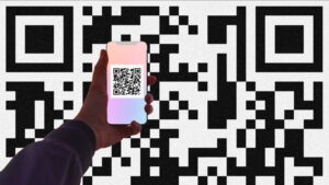 How To Scan QR Code on Phone Screen (Android & iOS Guide)