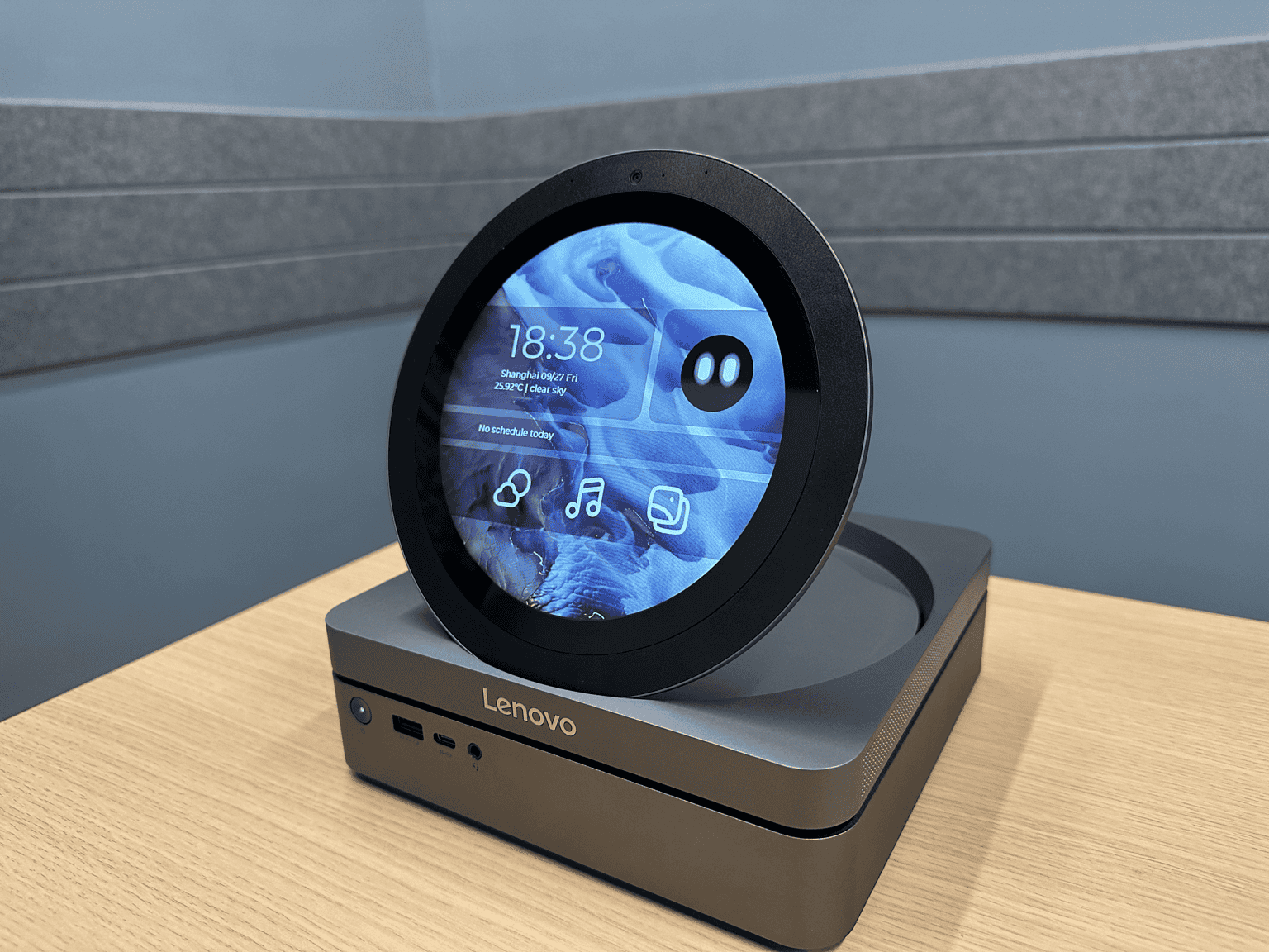 Lenovo AI Now can turn your PC into cloud-less AI assistant
